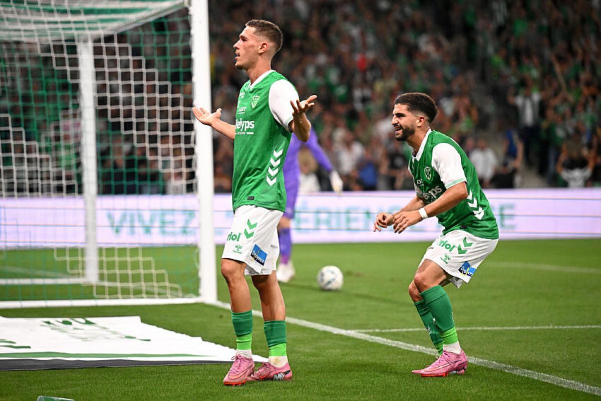 ASSE - La réaction du double buteur Lucas Stassin après la victoire des ...