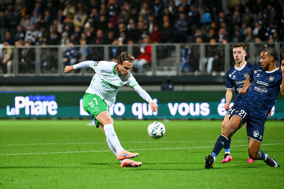 ASSE - Irvin Cardona aime la position de chasseur mais...